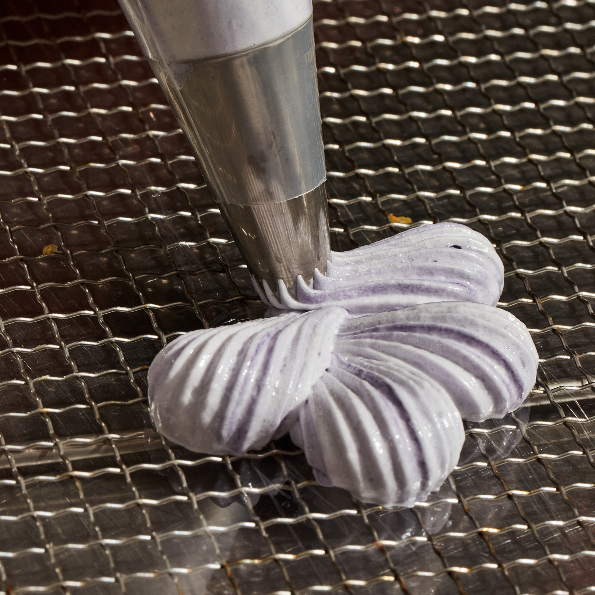 Colour Mill | Piping Tip Medium 4B